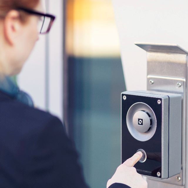 Zenitel centralized security management, with Milestone XProtect® - Add ...